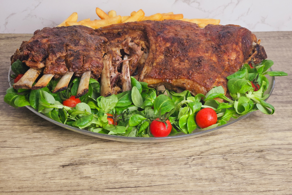 Comment cuisiner le méchoui d'agneau ? - Recette de cuisine